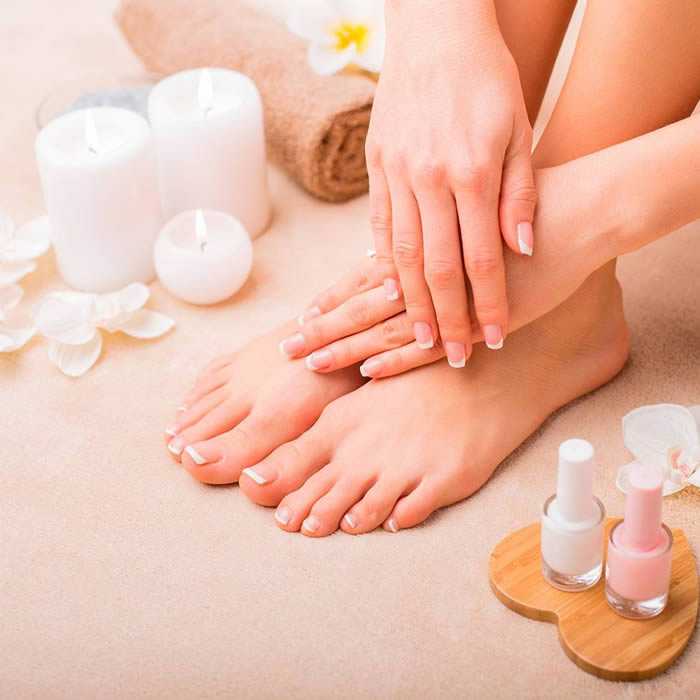 10 Easy Steps To Save Money On Manicure And Pedicure